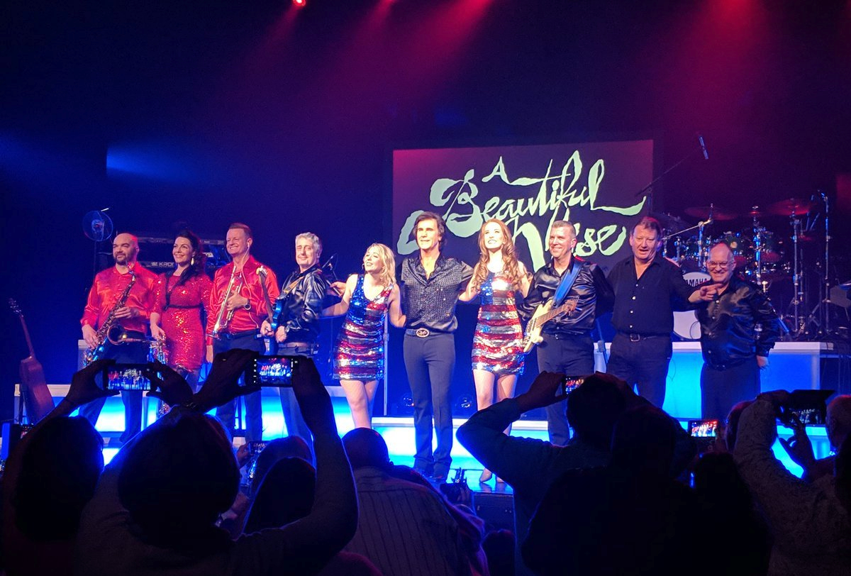 A Beautiful Noise, Lyric Theatre – Review – Breaking The Fourth Wall