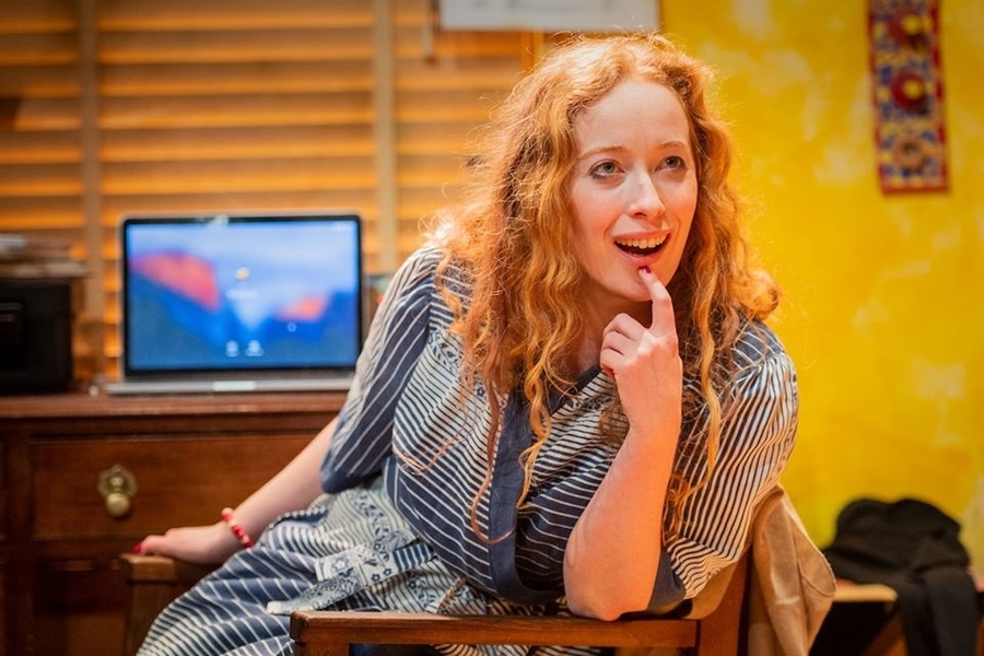 The Dog Walker, Jermyn Street Theatre – Review – Breaking The Fourth Wall