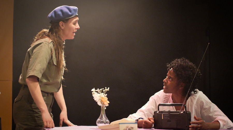 Agathe, Stanley Arts – Review – Breaking The Fourth Wall